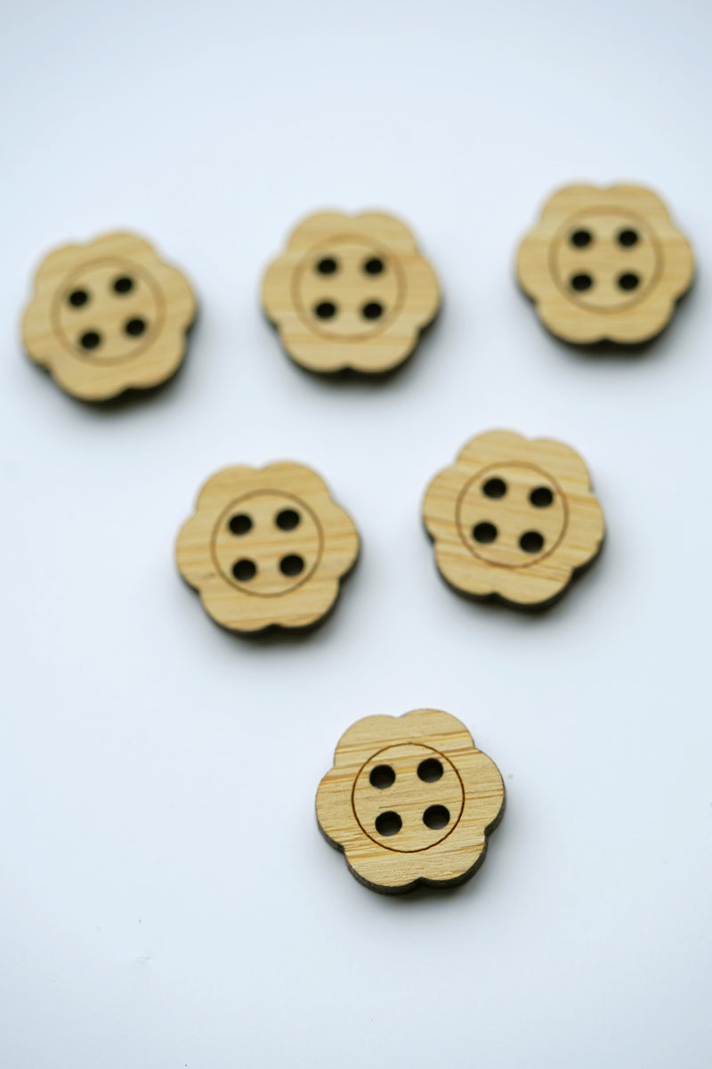 Flora Bamboo Buttons - Medium – lisaFdesign
